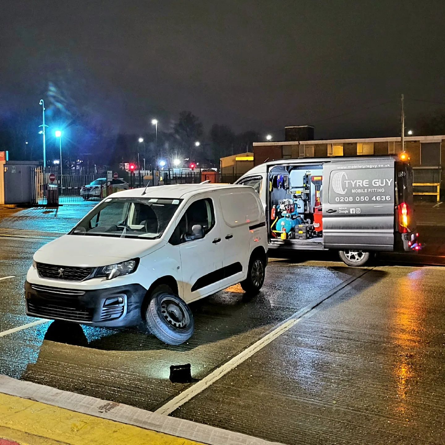 24/7 Emergency Tyre Fitting Services | Enfield | North London | Tyre Guy